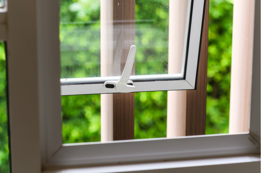 Are Your Windows Sitcking? - Pierman Foundation Repair Services